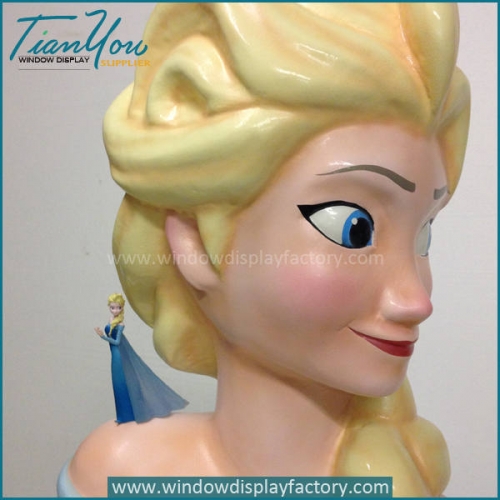 Beautiful Fiberglass Frozen Cartoon Statue Display